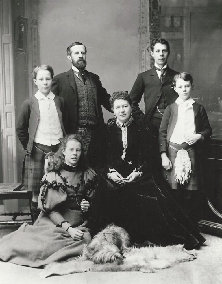 The Aberdeen Family, 1897 | Advance with Courage: Lord and Lady ...