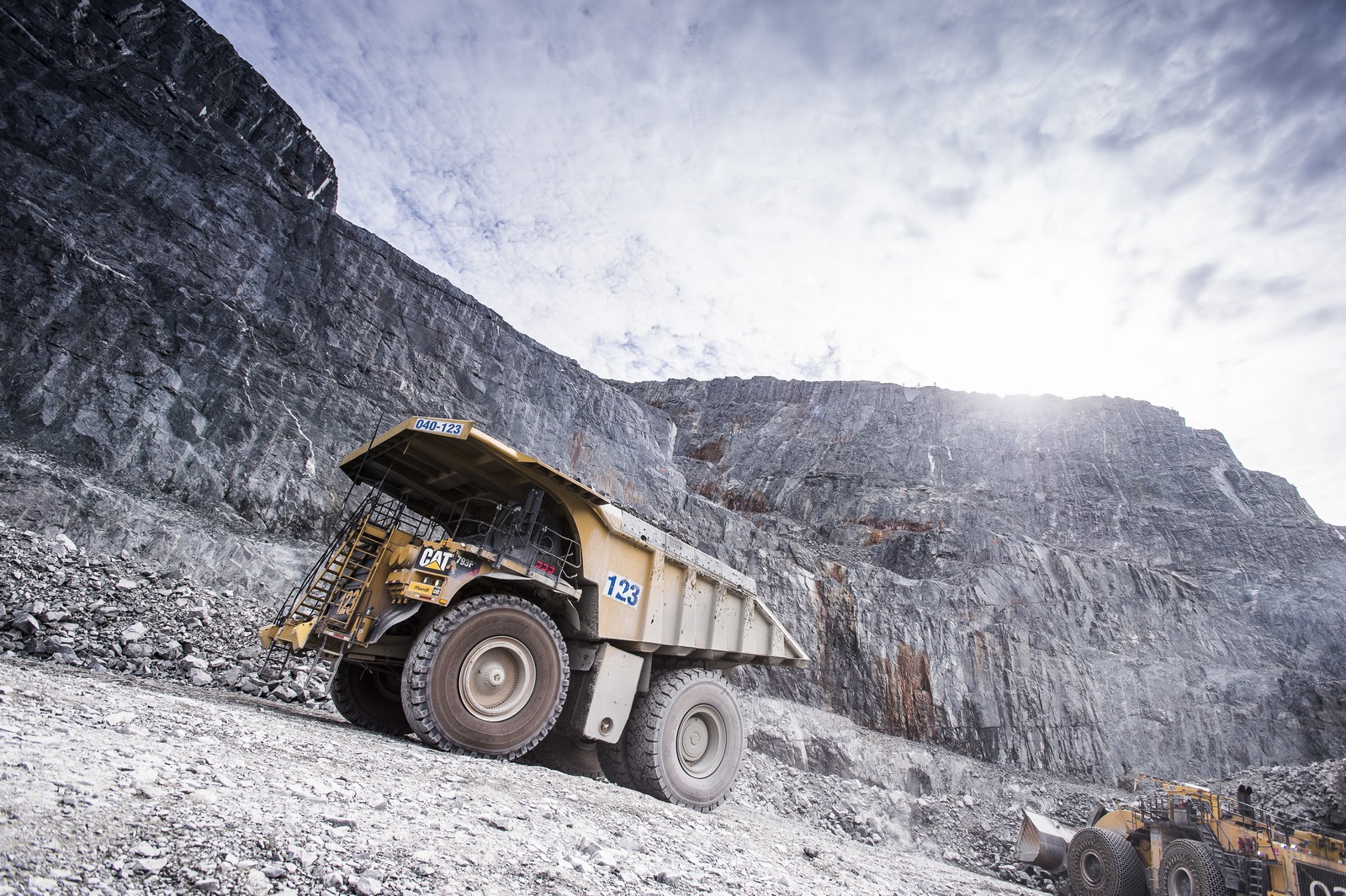 Caterpillar 793F Production Trucks | Gold Rush; stories of big mines ...