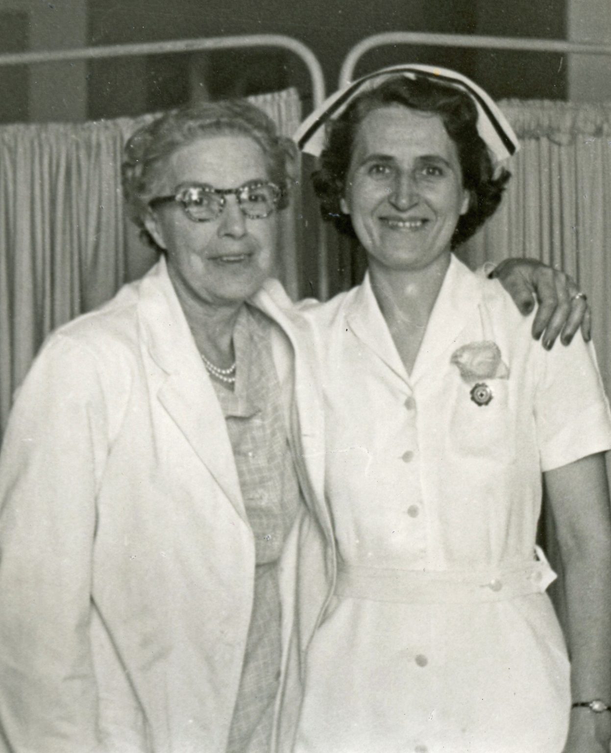 Dr. Helen Milburn with Nurse Elizabeth Mills | Women in Medical ...